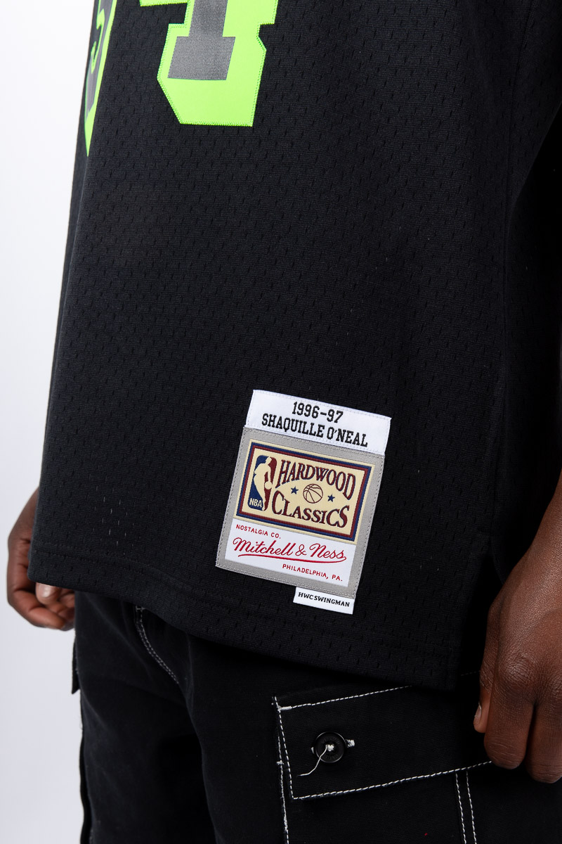 Shaquille O'Neal Los Angeles Lakers Hyper Venom Hardwood Classic ...