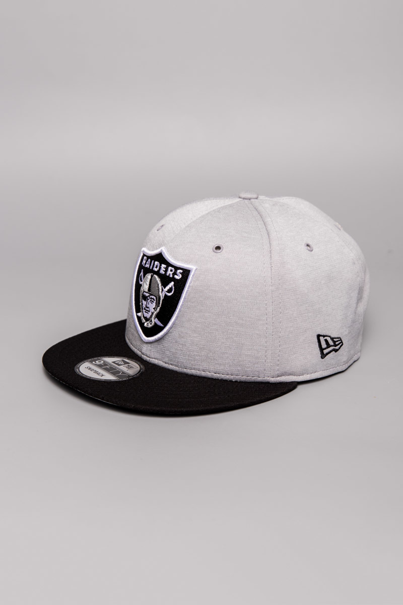 OAKLAND RAIDERS 2018 NFL SIDELINE HOME 9FIFTY SNAPBACK- GREY ...