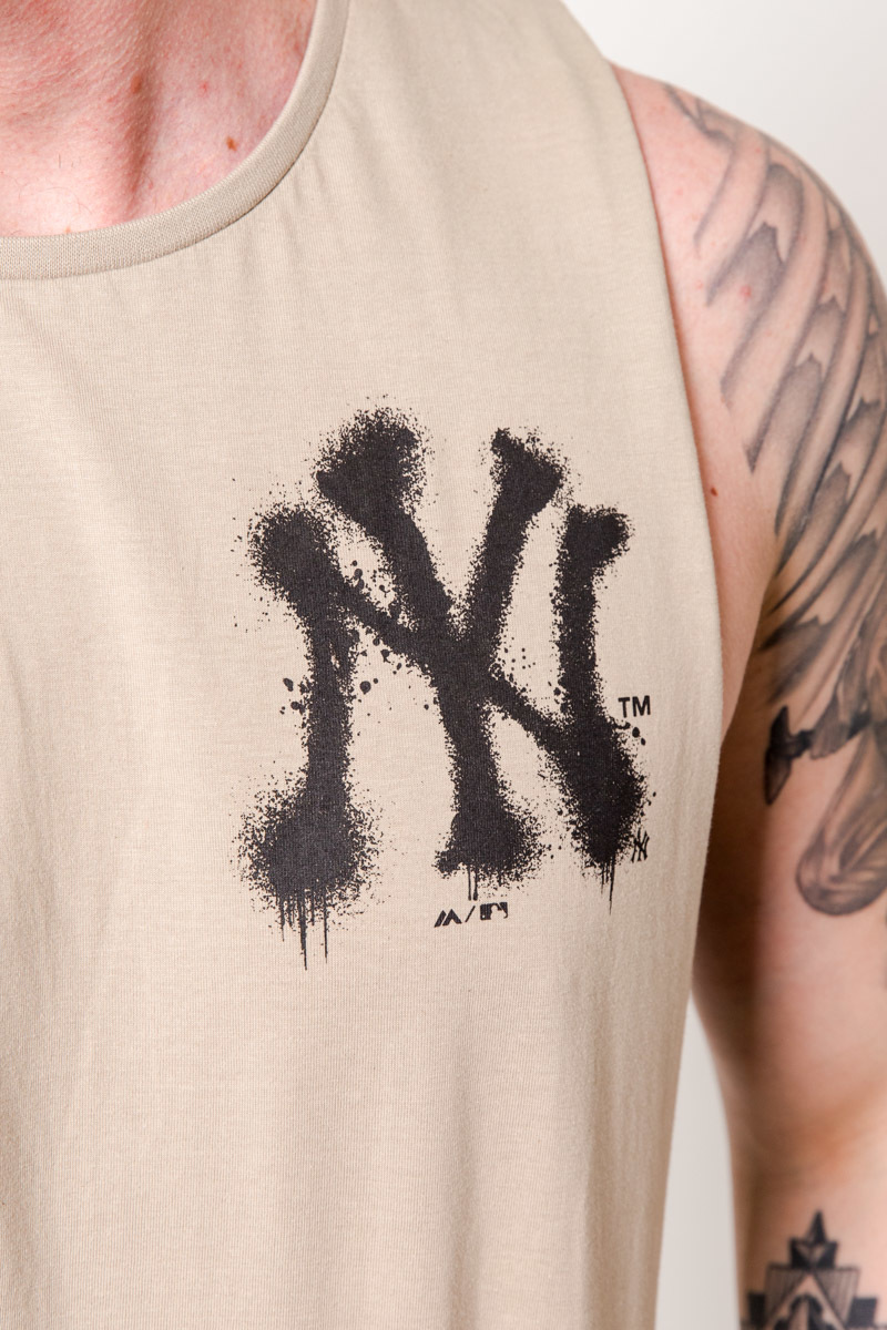 NEW YORK YANKEES TAG MUSCLE TEE- MENS TAN | Stateside Sports