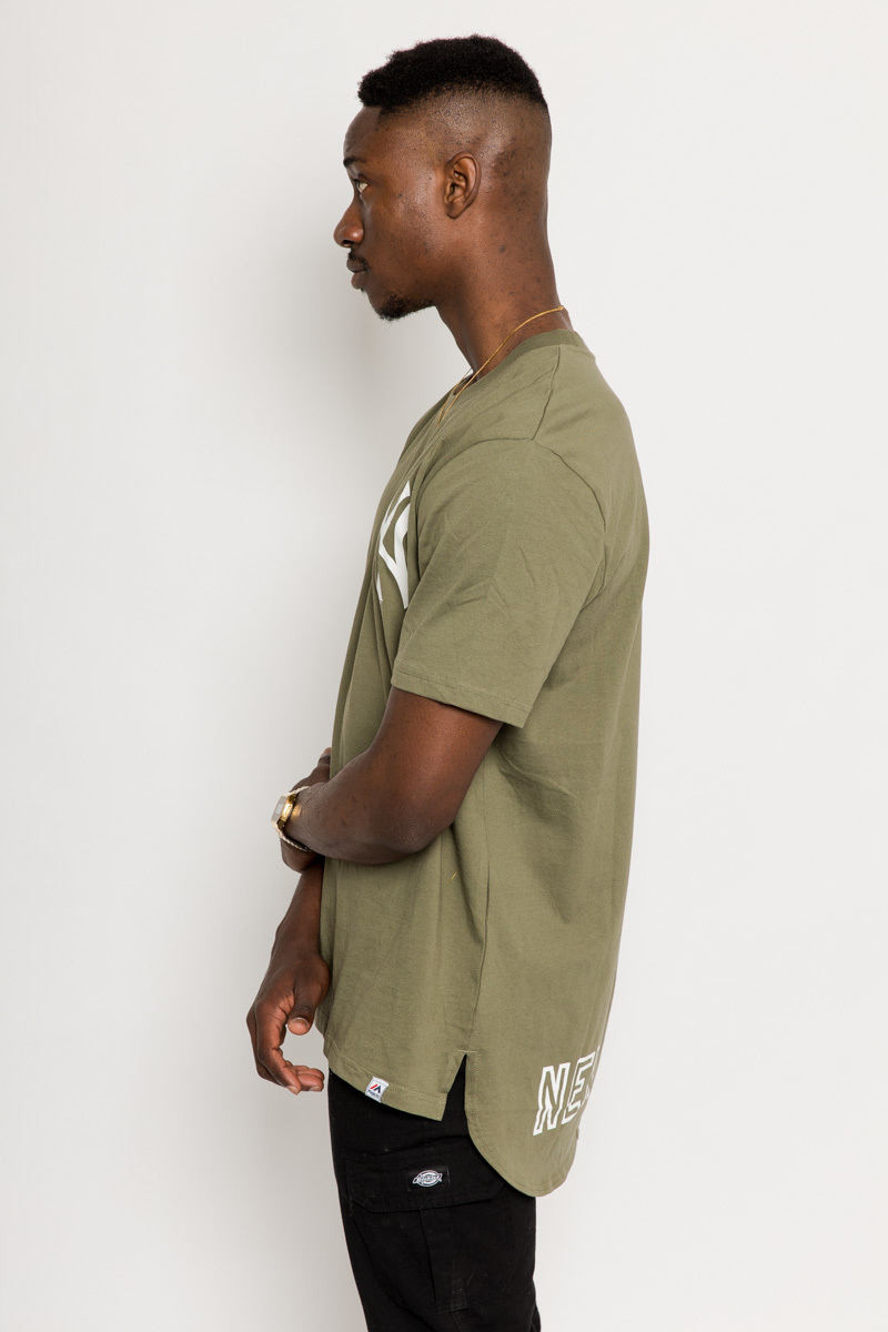NEW YORK YANKEES BICESTER DROP TAIL T-SHIRT- MENS GREEN | Stateside Sports