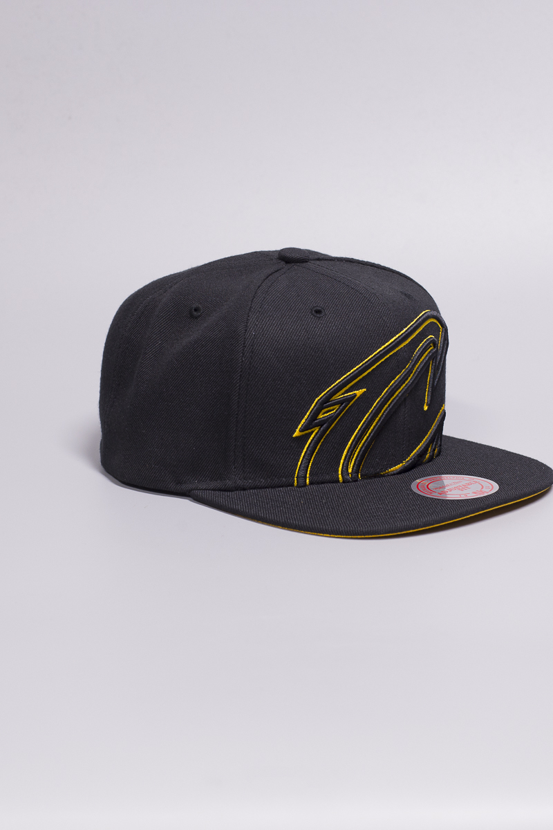 CLEVELAND CAVALIERS CROPPED TC POP - BLACK | Stateside Sports