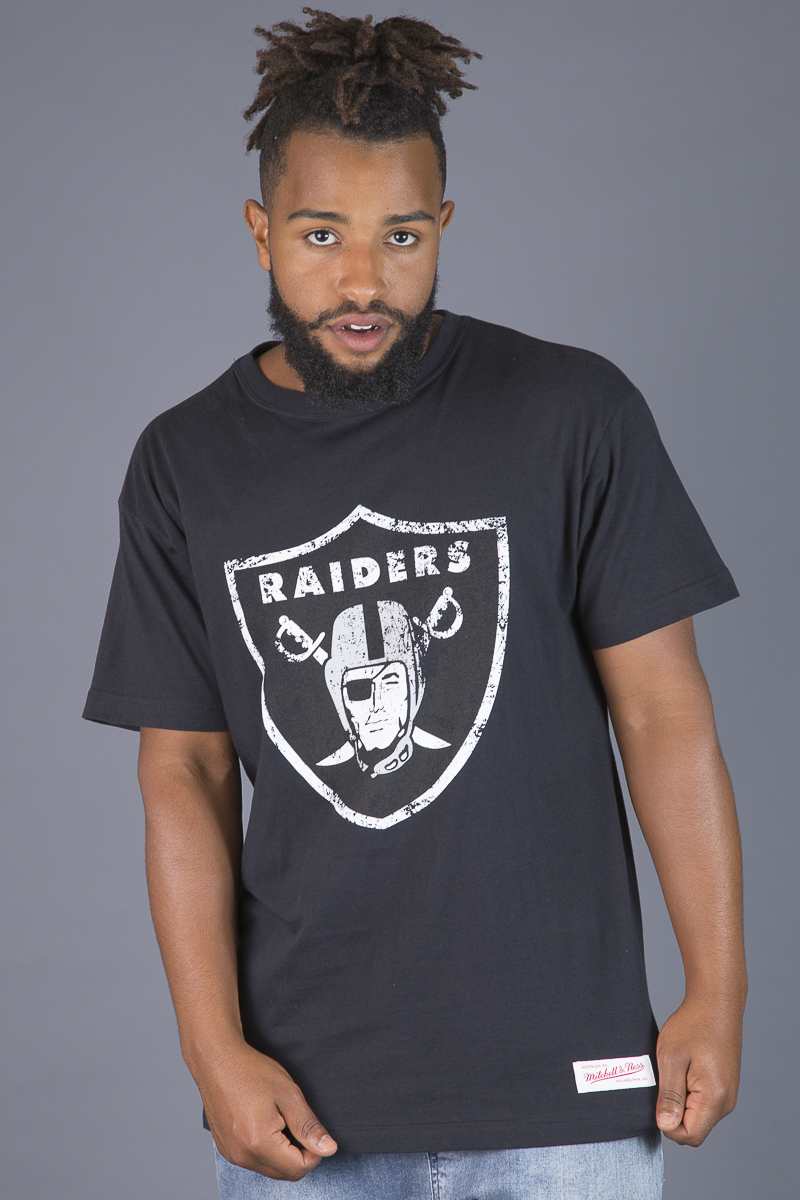 OAKLAND RAIDERS DISTRESSED LOGO TRAD TEE - BLK MENS | Stateside Sports